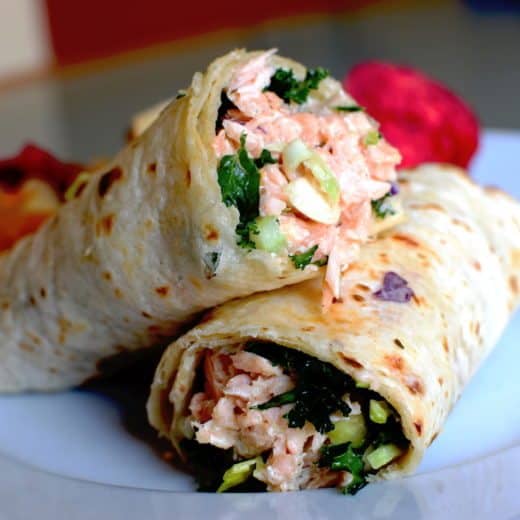 Delicious Salmon Salad Wrap with Capers and Lemon